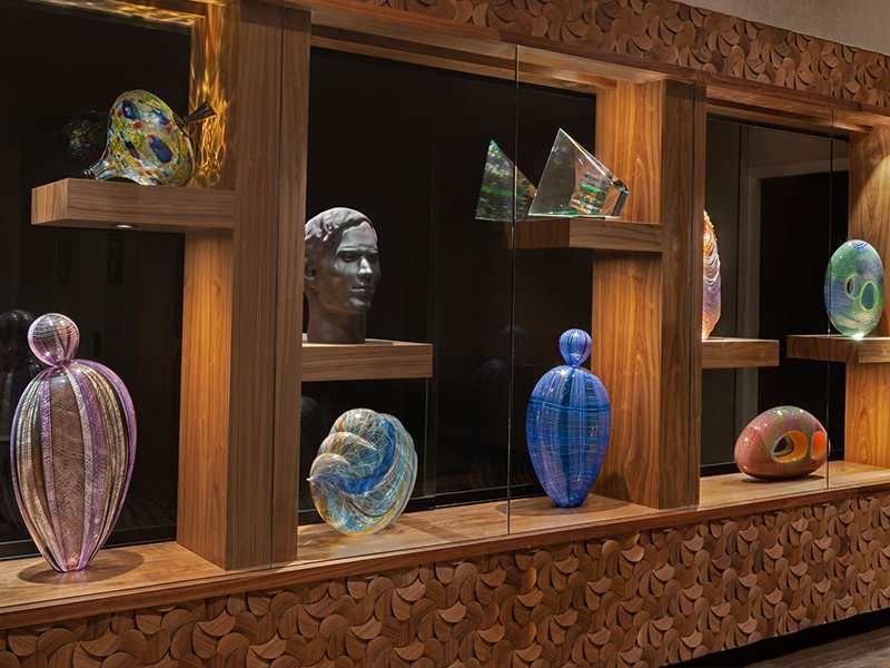 Glass Art Gallery in Downtown Norfolk | Glass Light Hotel & Gallery