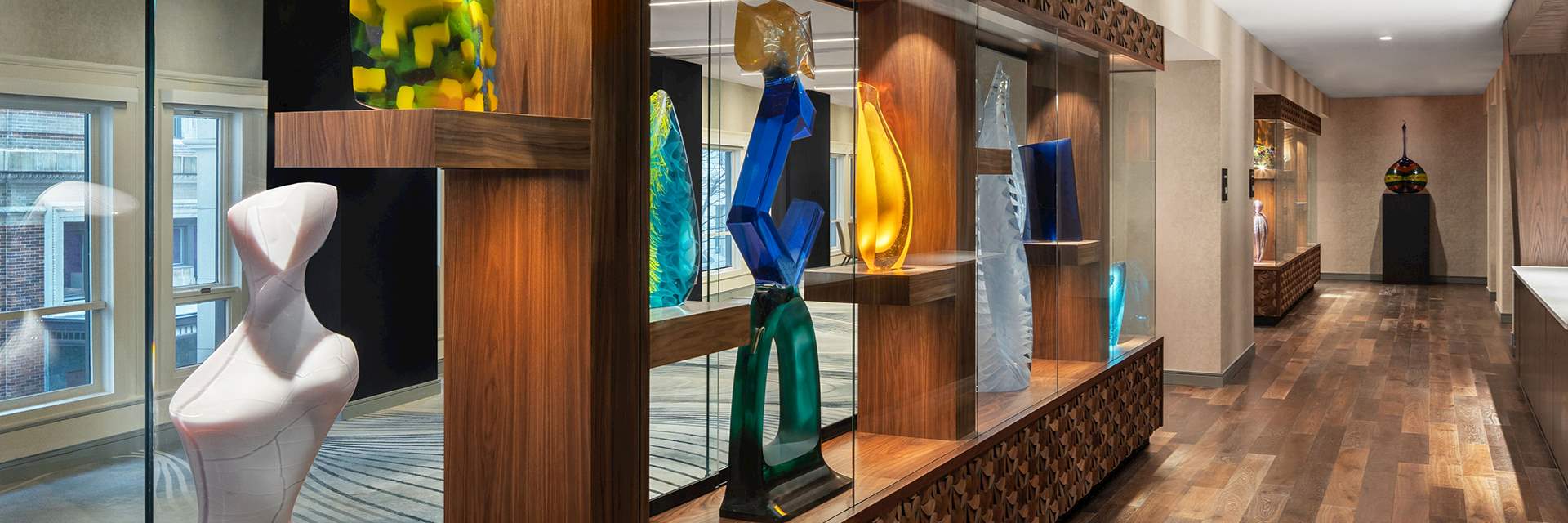 Glass Art Gallery in Downtown Norfolk | Glass Light Hotel & Gallery